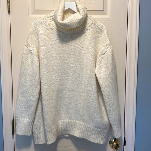Philosophy | Sweaters | Philosophy Oversized Turtleneck Sweater Euc ...